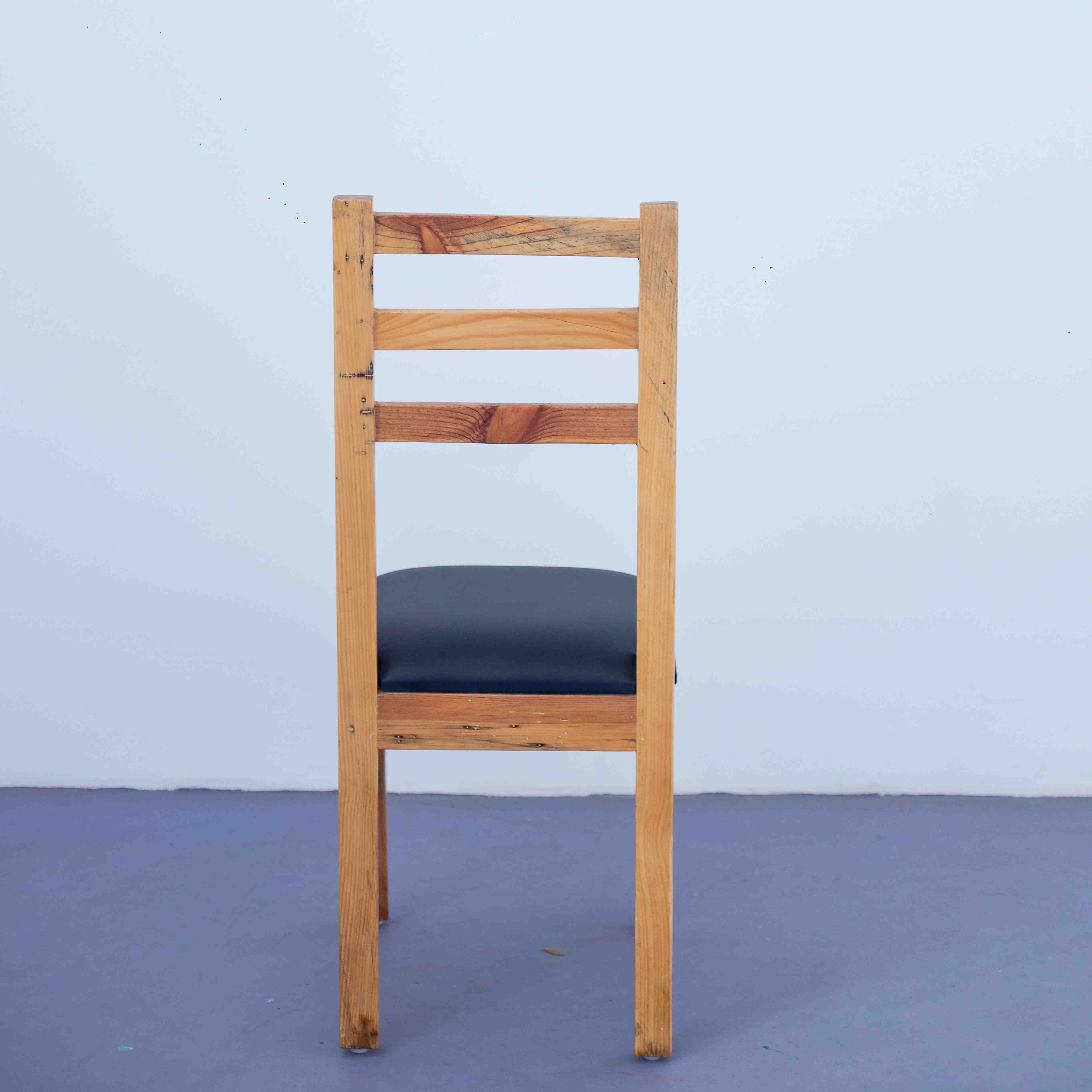 Nuri Chair